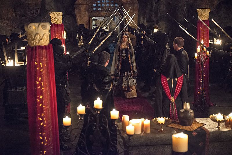 Team Arrow Faces the League of Assassins in New "Arrow" Photos