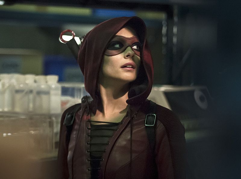 LOOK: The Atom, Sara Lance & More are Back in Action in New "Arrow" Photos