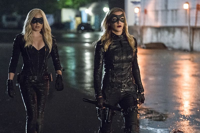LOOK: The Atom, Sara Lance & More are Back in Action in New "Arrow" Photos