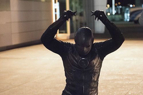 "The Flash" Recap: Barry Comes Face to Face with a Nightmare in "Enter ...