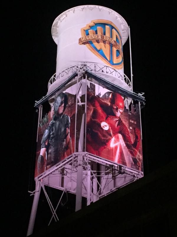 Warner Bros. Gives Iconic Water Tower A DC TV Makeover