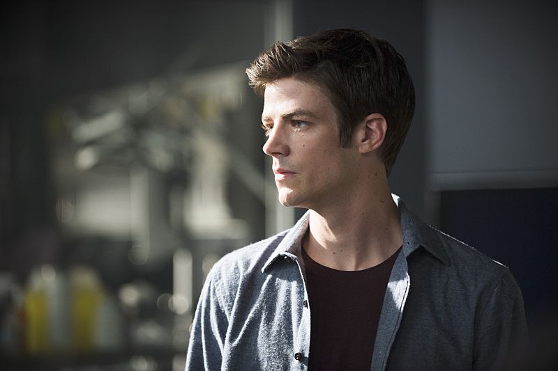 28 Photos from "The Flash" Season 2 Premiere Released