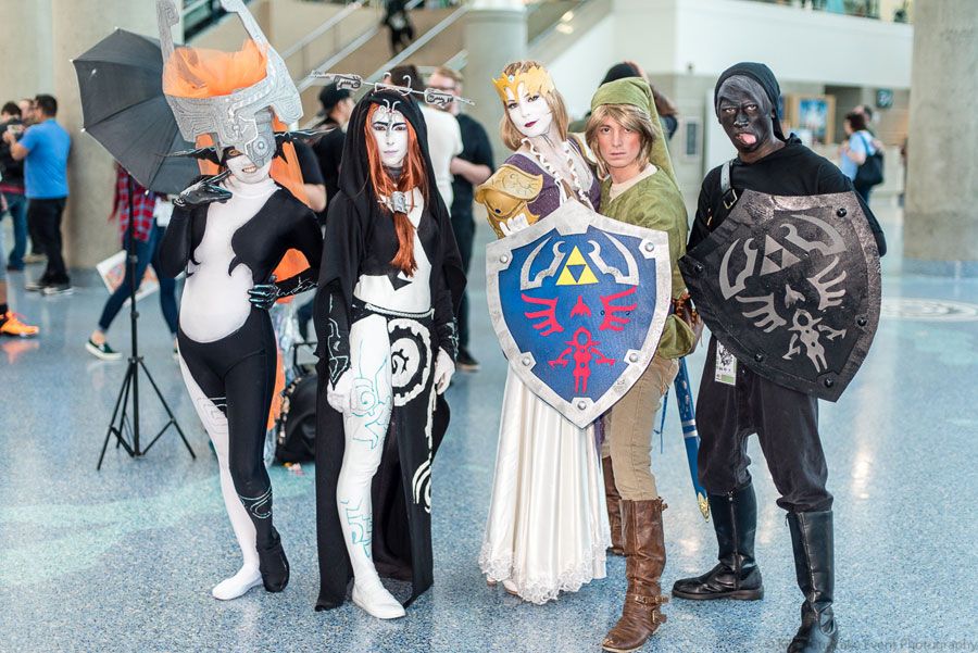 WonderCon 2016 Photo Parade: Friday is Funday in Los Angeles!