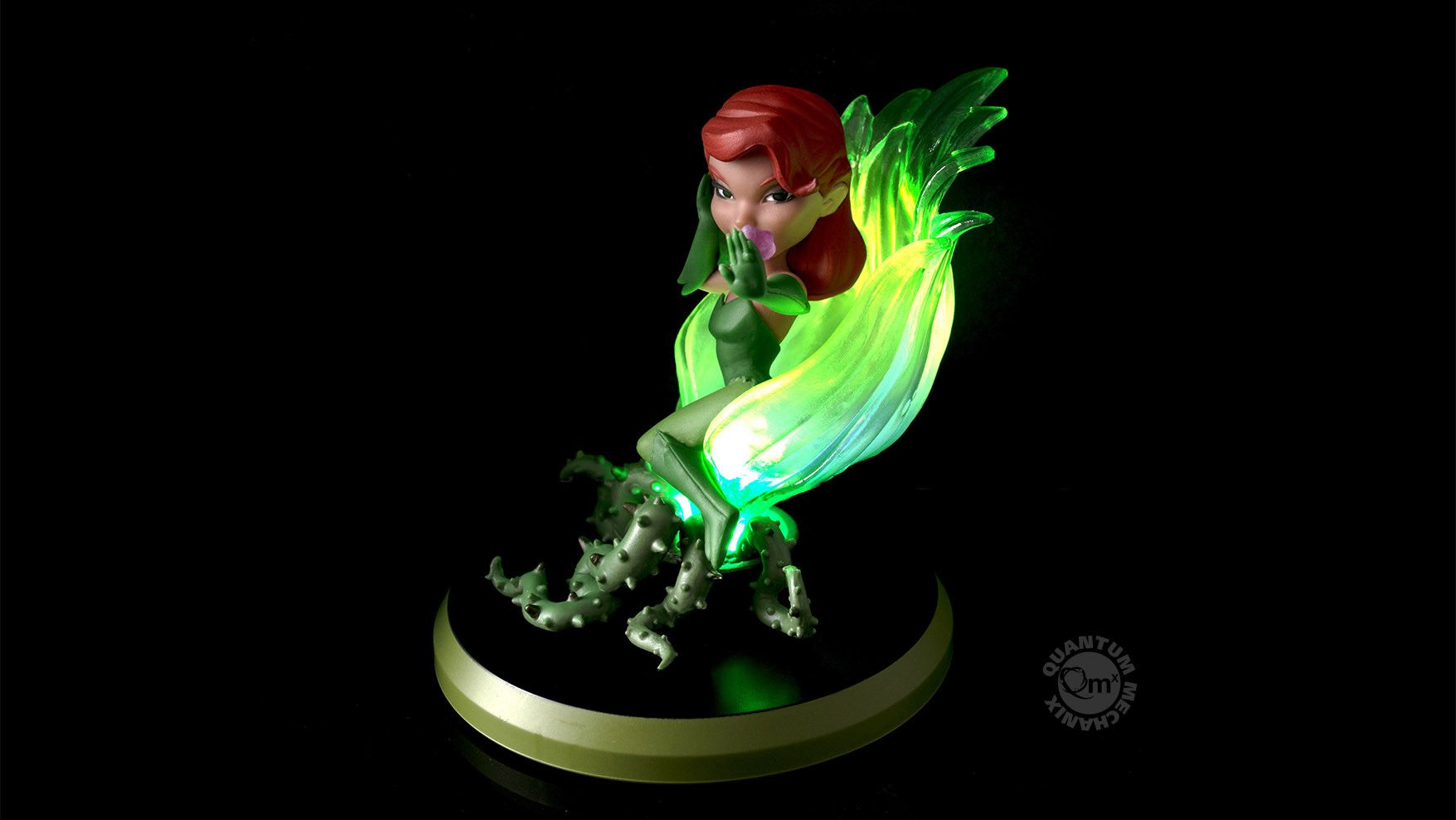 These Green Arrow, Poison Ivy Chibi Figures Won't Fail Your Toy Collection