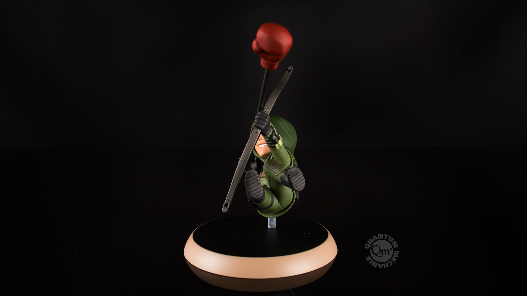 These Green Arrow, Poison Ivy Chibi Figures Won't Fail Your Toy Collection