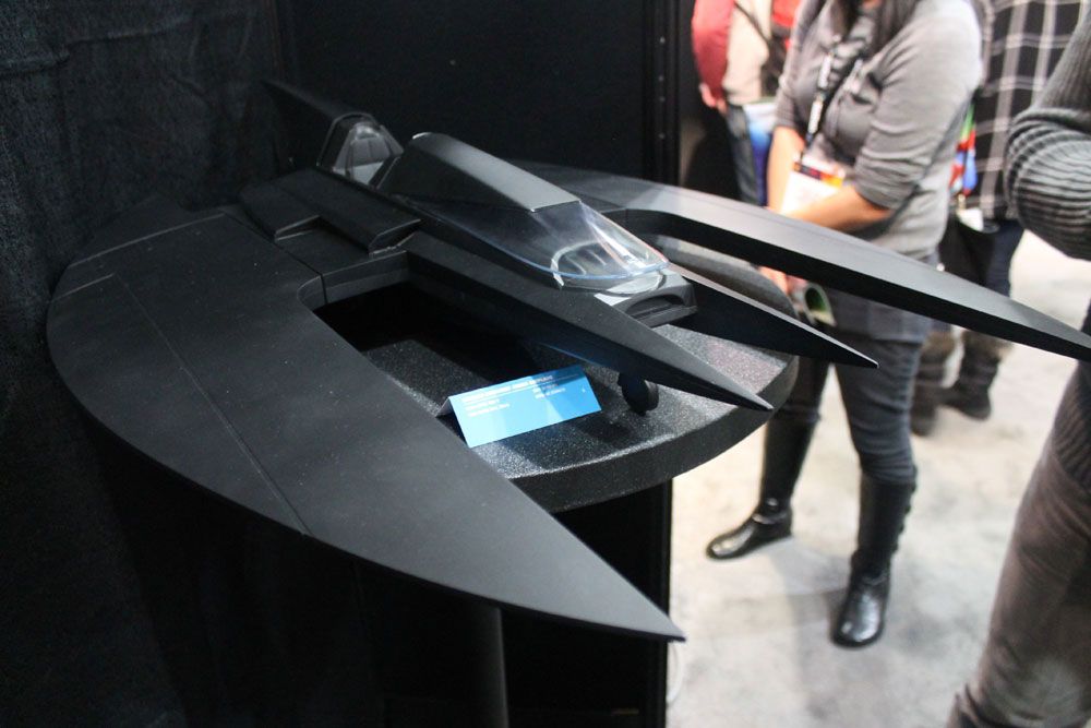 TOY FAIR 2016: DC Collectibles Gets Animated, Brings DC Films to Life ...