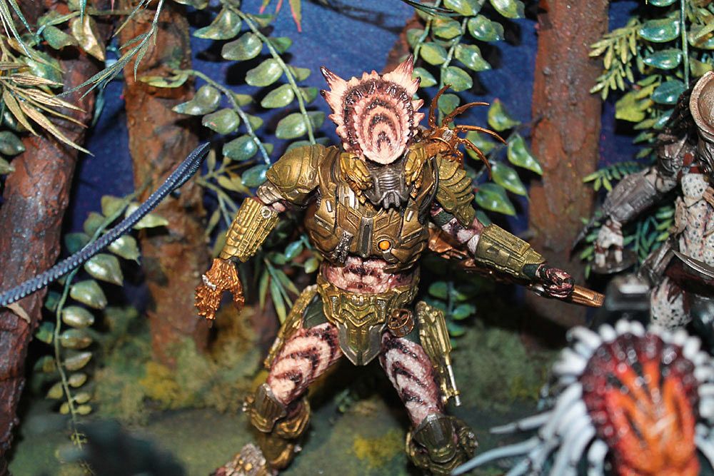 TOY FAIR 2016: NECA Revels in Everything, From Life-Size Batman to ...