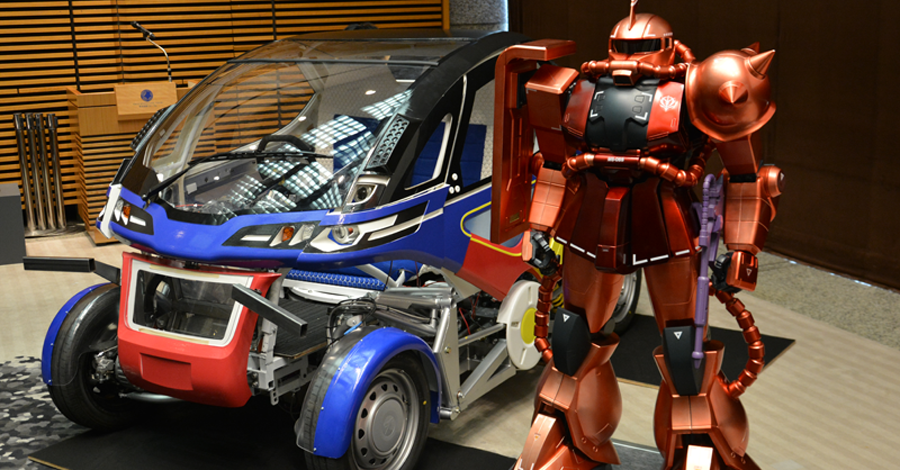 'Gundam' designer creates a car that actually changes shape