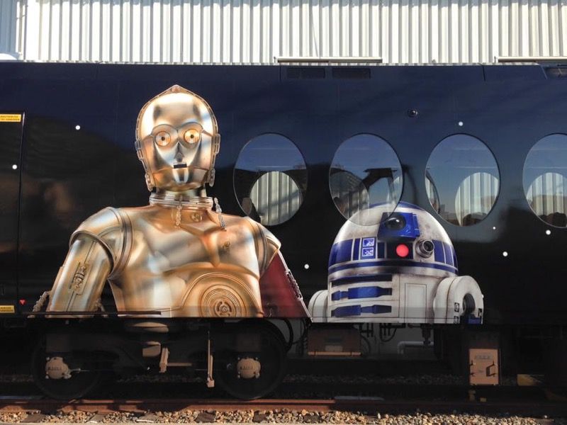 Japan's 'Star Wars: The Force Awakens' train is calling to you