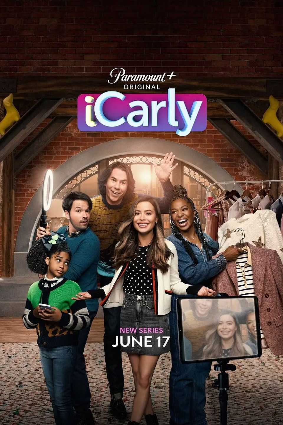 iCarly Teased to Properly Wrap Up Its Story After Paramount+ Cancelation