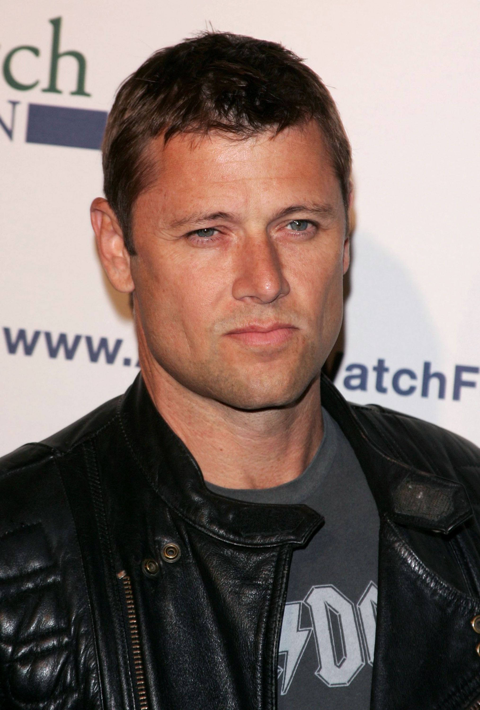 The Girl Next Door (2007) | CBR