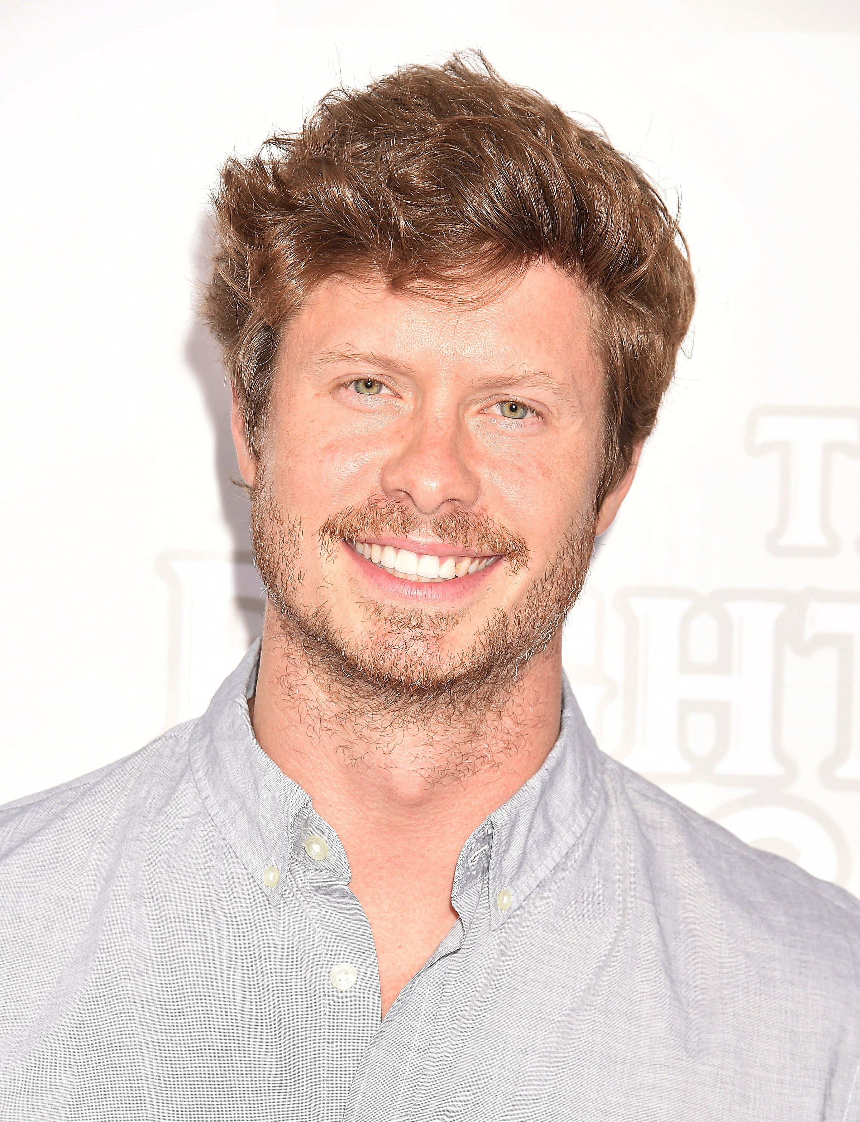 Inventing Anna (2022) | CBR