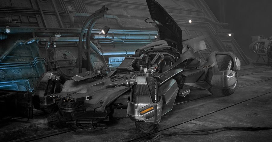First Look at "Justice League's" Upgraded Batmobile, More New Bat-Tech ...
