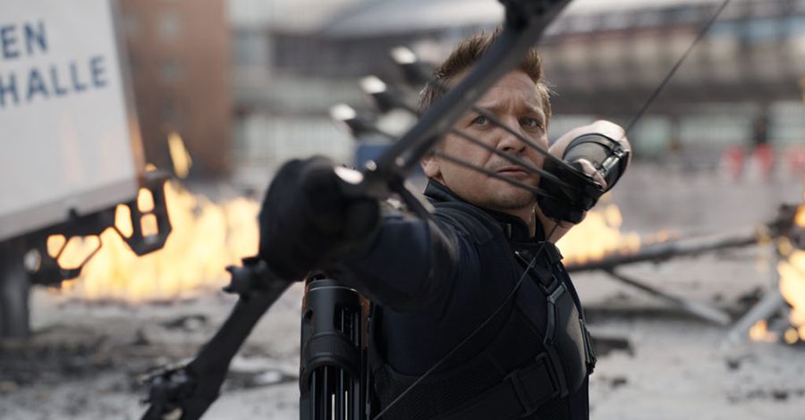 Hawkeye Disappoints His Kids In New "Captain America: Civil War" Clip