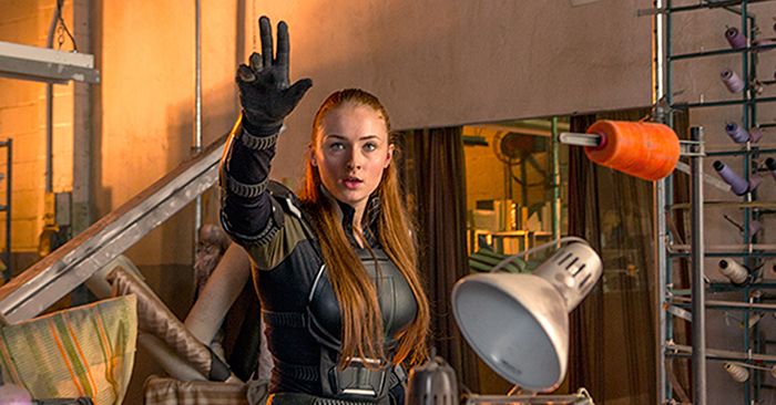 LOOK: "X-Men: Apocalypse" Pics Show Off Jean Grey & Havok's Powers